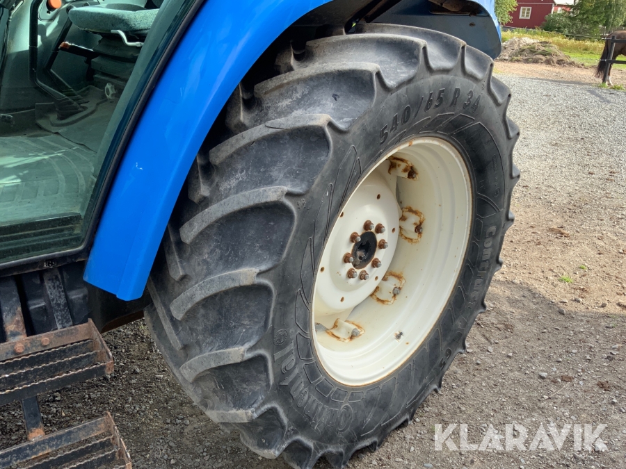 Traktor New Holland TL90A, Karlskoga, Klaravik auktioner