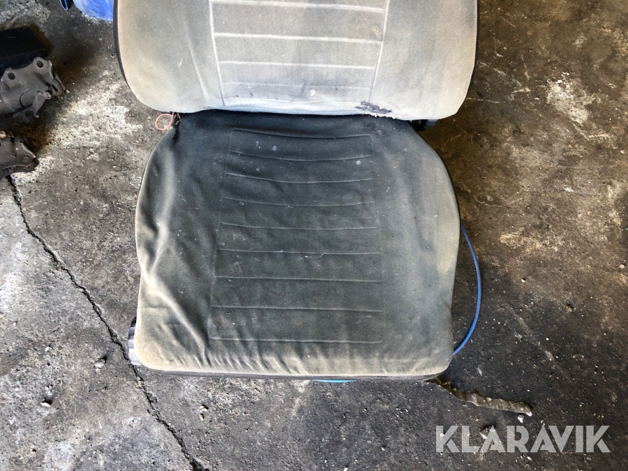 Klaravik Auktioner | Stol med luftfjädring BE-GE 9000