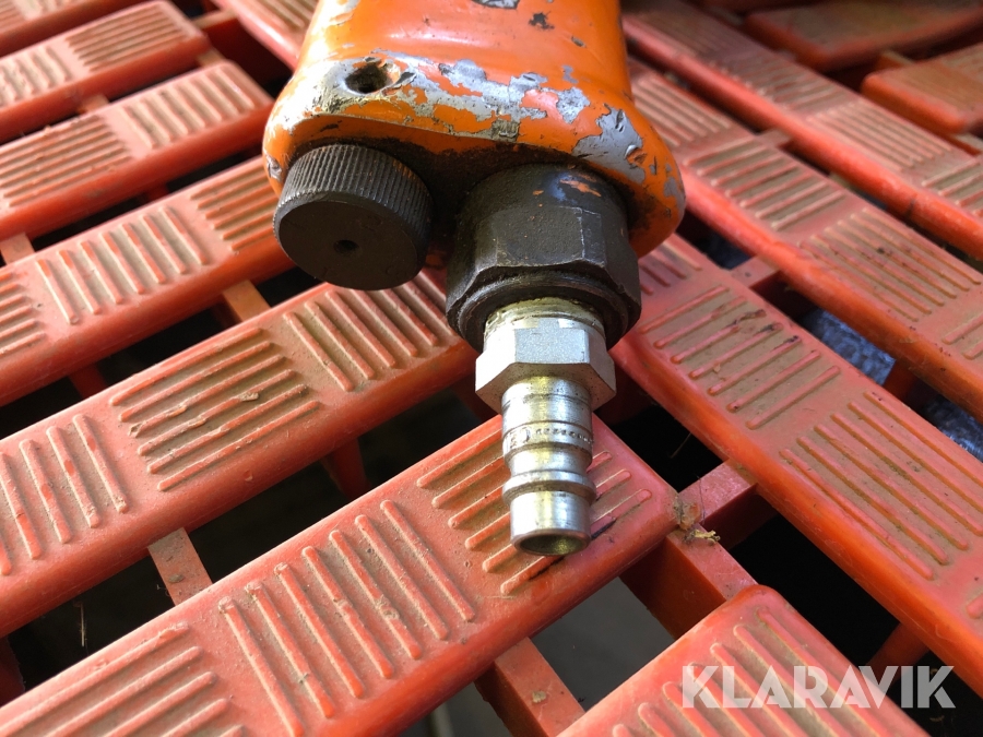 Klaravik Auktioner | Mutterdragare Biab-Luna tryckluft