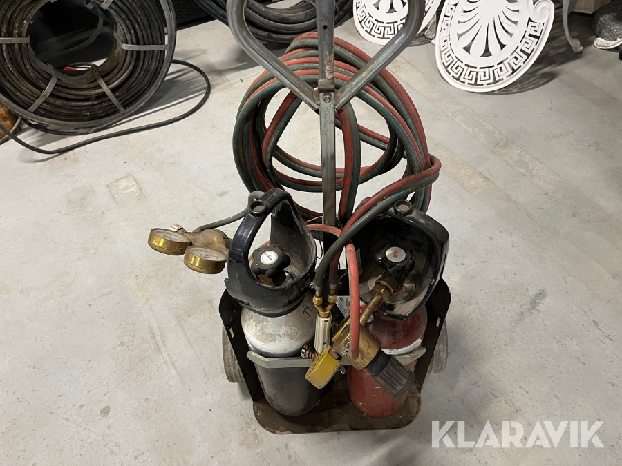 Gassvets med kärra, Hallstahammar, Klaravik auktioner