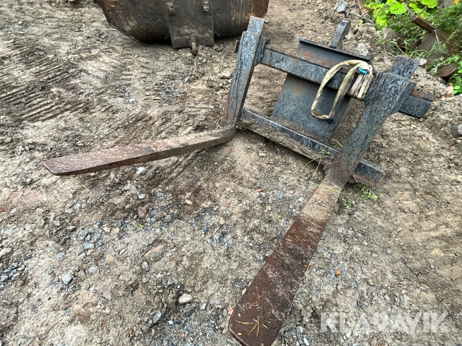 Gafflar, Huddinge, Klaravik auktioner