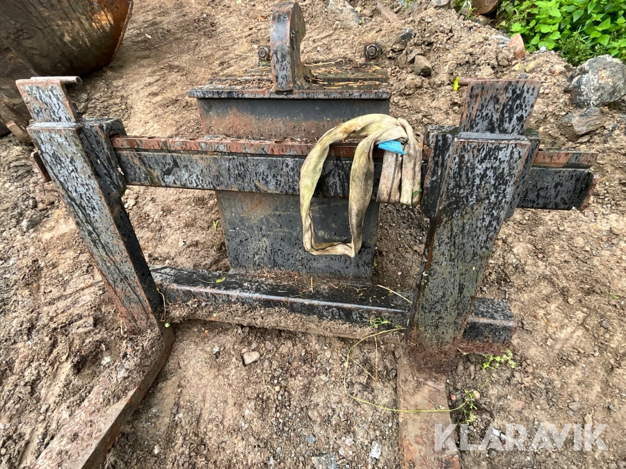 Gafflar, Huddinge, Klaravik auktioner