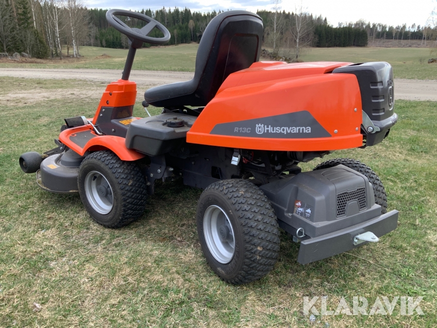Klaravik Auktioner | Åkgräsklippare Husqvarna R13C