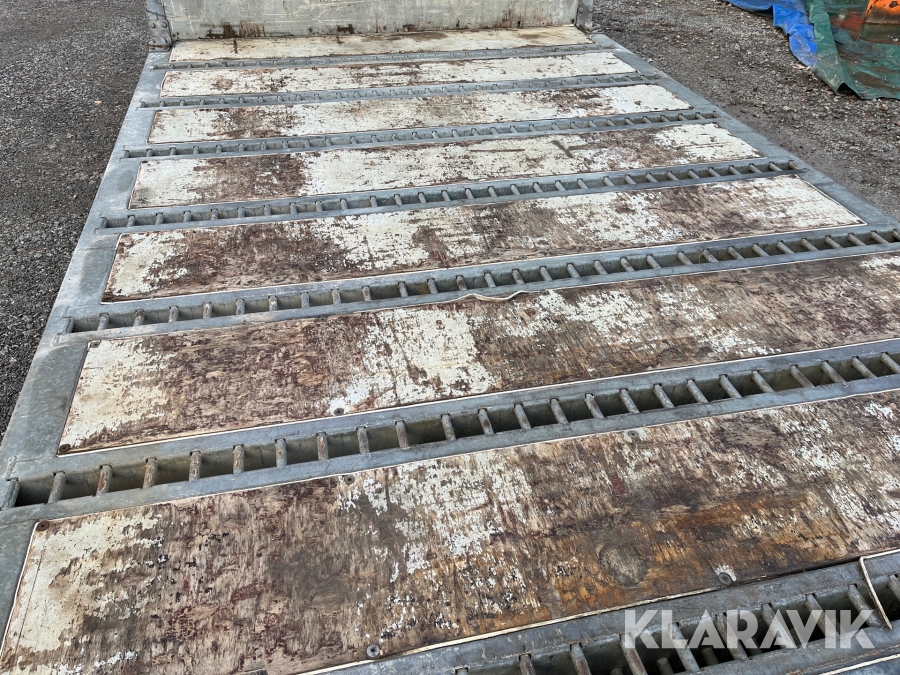 Maskinflak / lastväxlarflak, Sigtuna, Klaravik auktioner