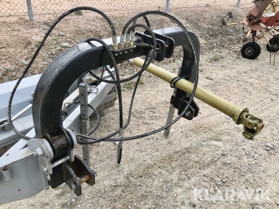Klaravik Auktioner | Släntklippare Agri Implement DCR200
