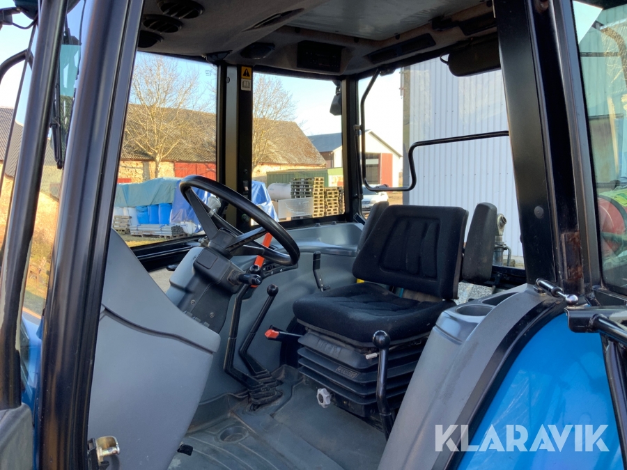 Traktor New Holland 4635, Mörbylånga, Klaravik auktioner