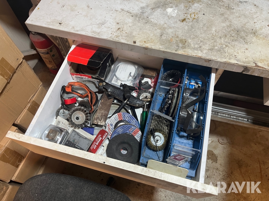 Arbetsbänk, Järfälla, Klaravik auktioner