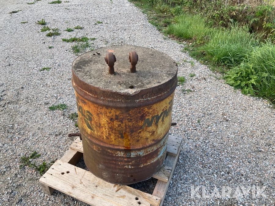 Motvikt till traktor, Färgelanda, Klaravik auktioner