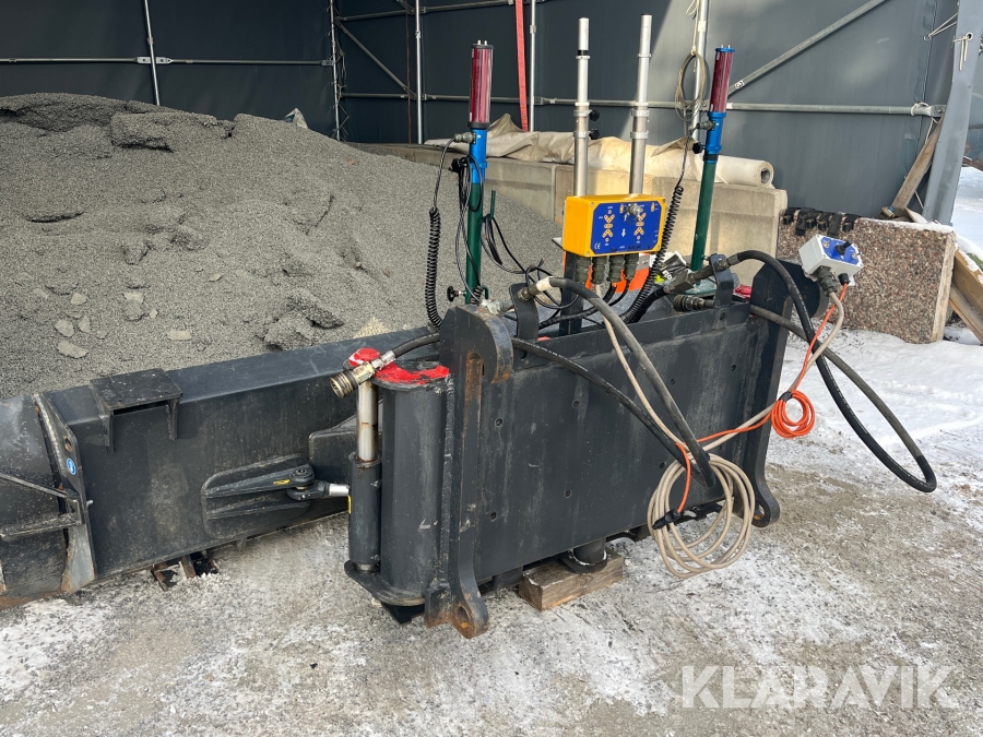 Laserstyrt schackblad Cangini Dozer LBD250.2 LAS, Norrtälje,