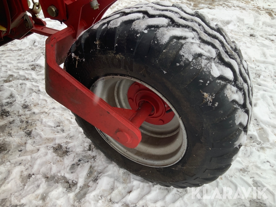 Slåtterkross JF-Stoll GMT 3205 L, Eskilstuna, Klaravik aukti