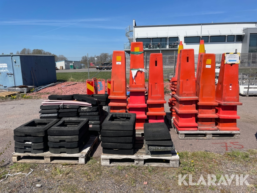 Diverse koner, Kalmar, Klaravik auktioner