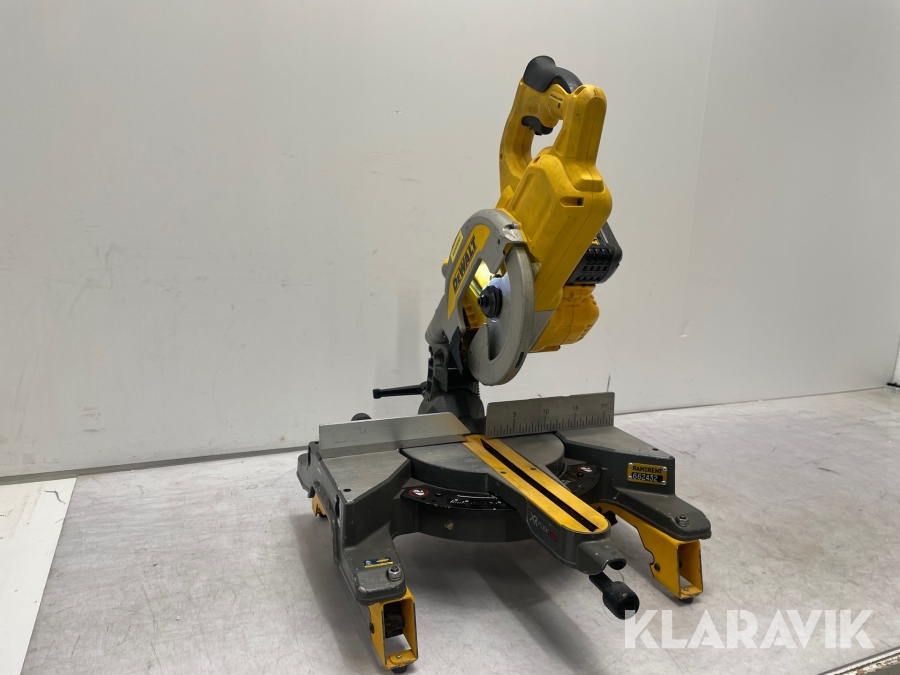 Kap & geringssåg batteri Dewalt DCS777T2, Svalöv, Klaravik a