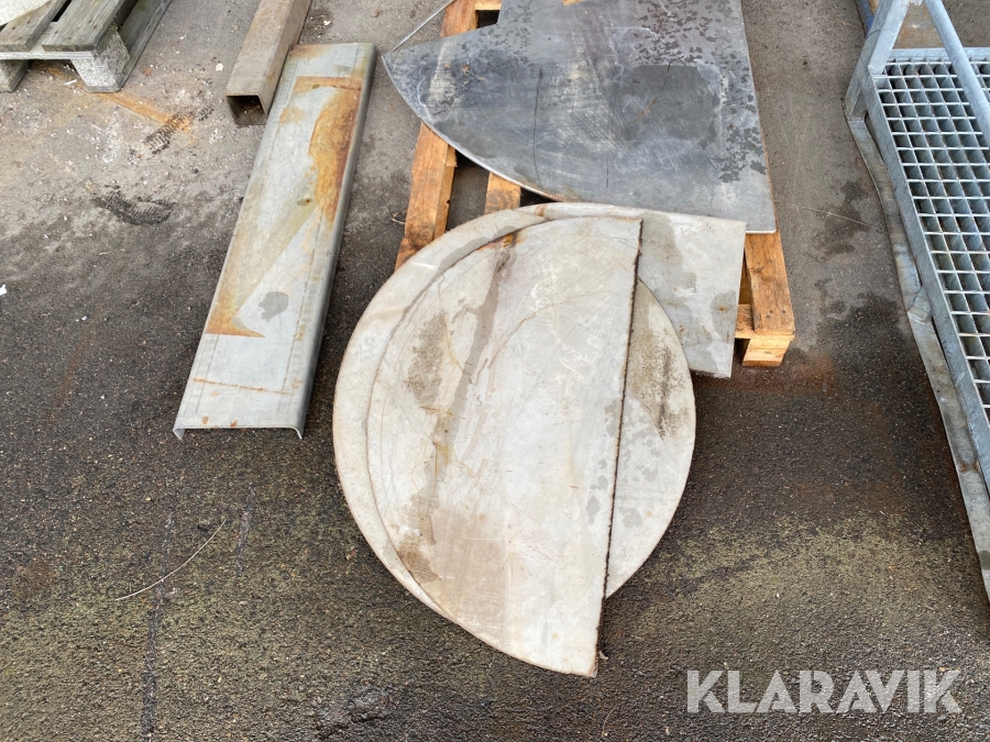 Klaravik Auktioner | Rostfritt Material