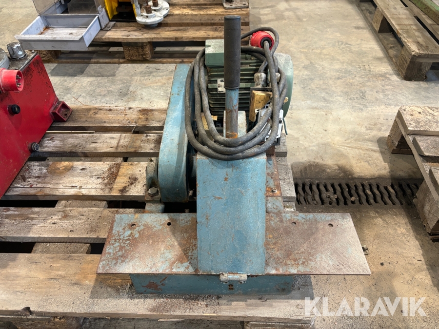 Slangkap, Gagnef, Klaravik auktioner