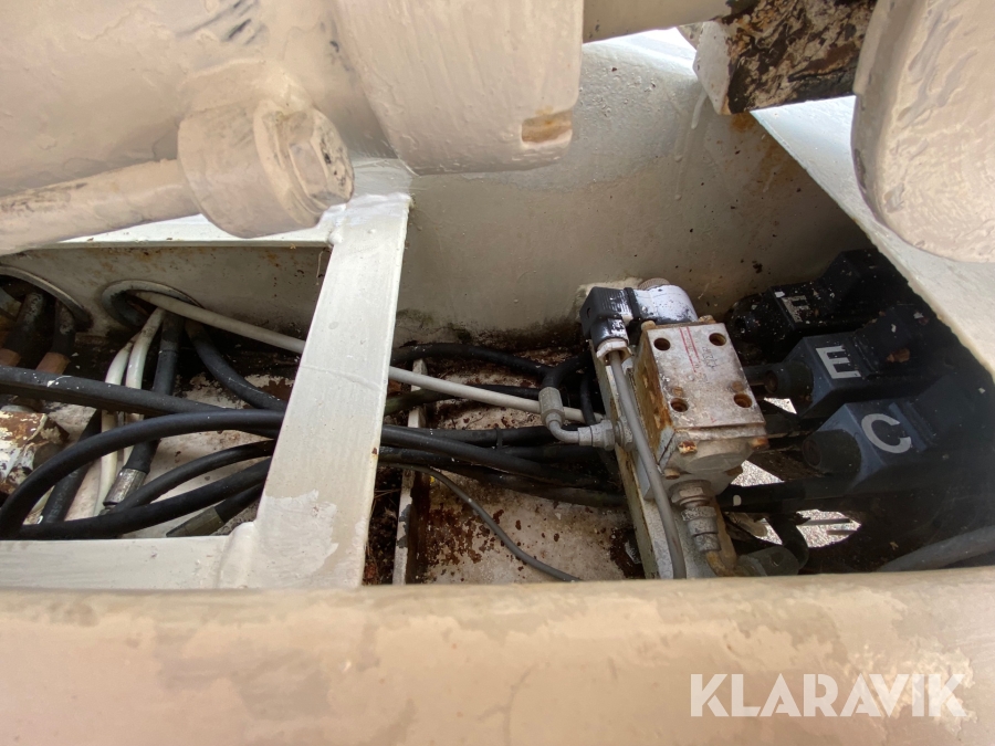 Släpvagnslift, Håbo, Klaravik auktioner