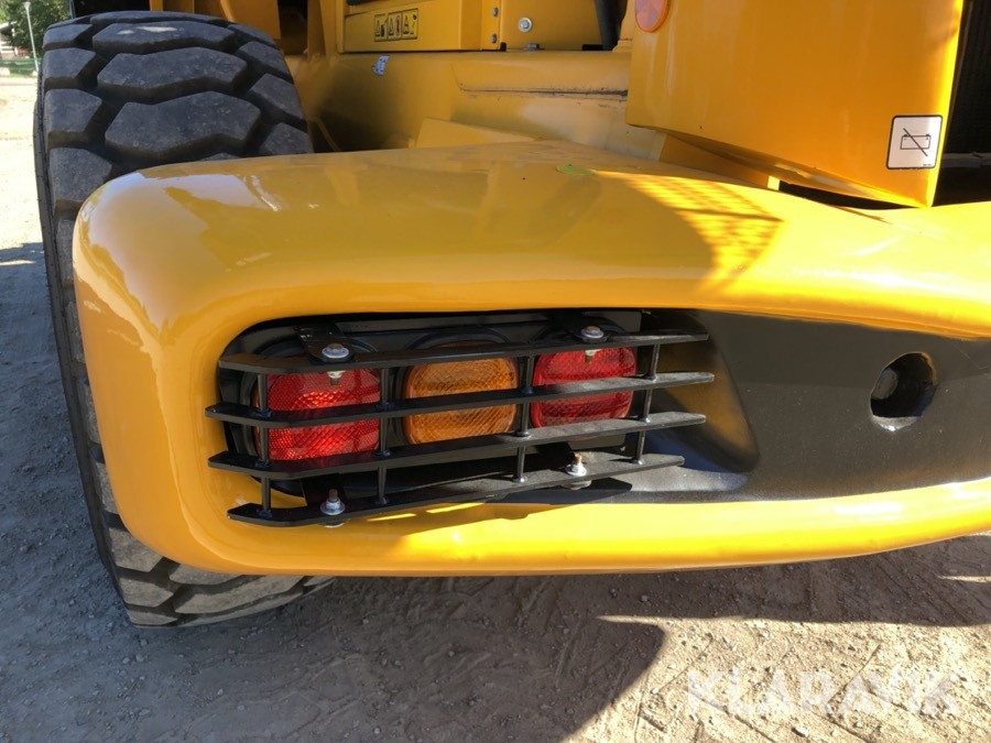 Lastmaskin JCB 437 HT-T4