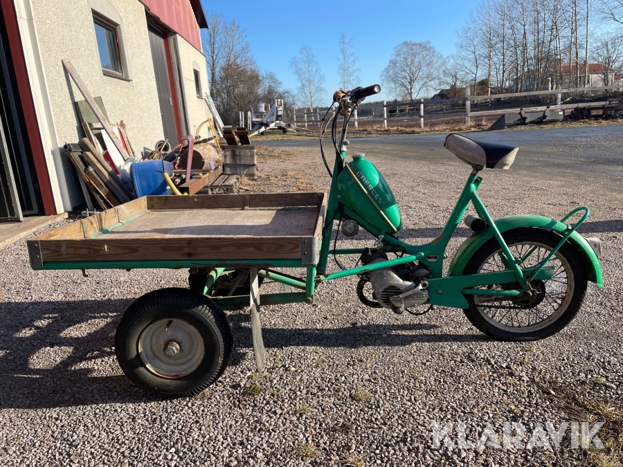 Flakmoped Cresent 1189, Västervik, Klaravik auktioner