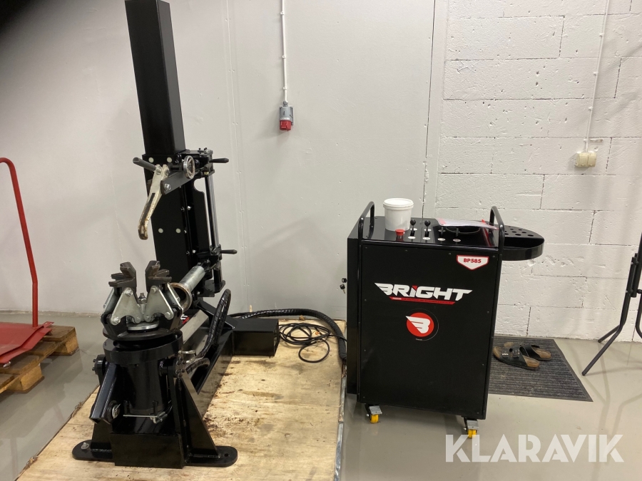 Däckmonteringsmaskin Bright BP585, Vetlanda, Klaravik auktio