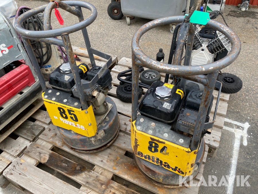 Klaravik Auktioner | Markvibrator 2st Atlas Copco LX90