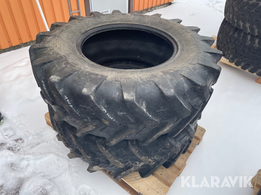 Traktordäck Michelin 14,9R24 2st