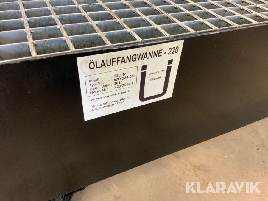 Oljeuppsamlingsfat ÖLAUFFANGWANNE 220, Skara, Klaravik aukti