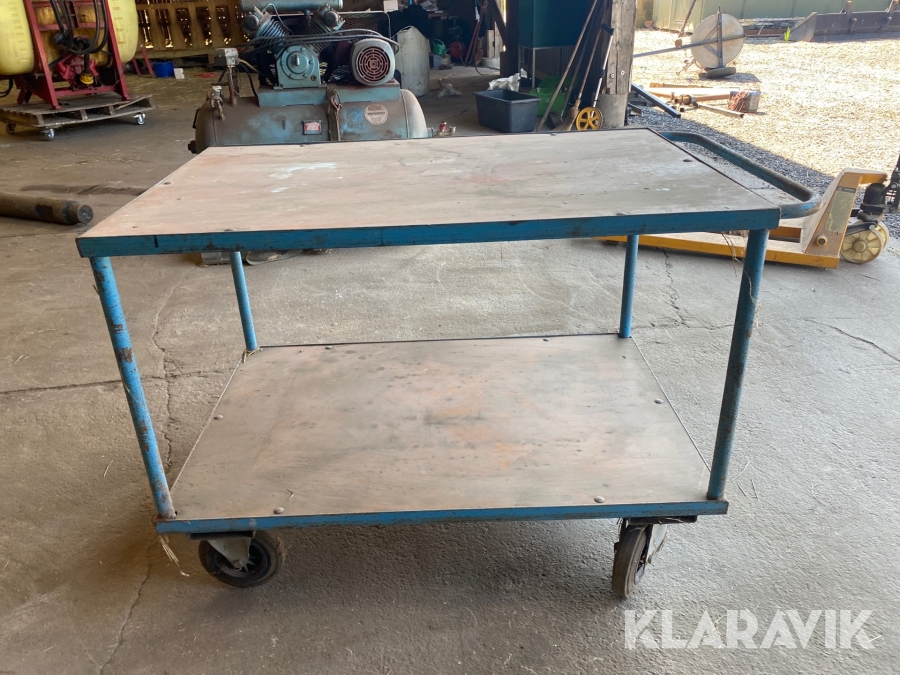 Klaravik Auktioner | Rullvagn