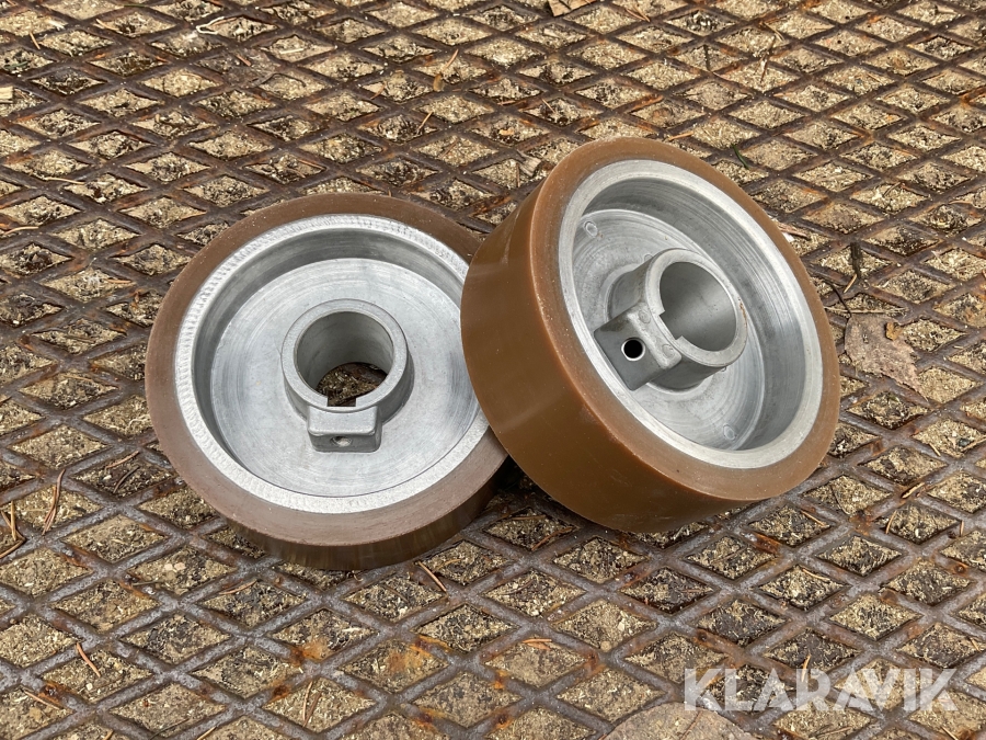 Gummibeklädda matarhjul för Weinig, Jönköping, Klaravik aukt