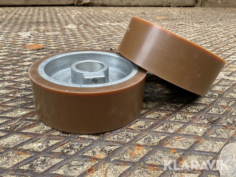 Gummibeklädda matarhjul för Weinig, Jönköping, Klaravik aukt