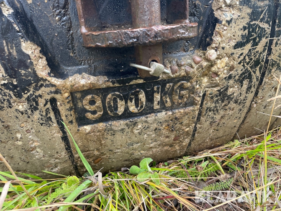 Motvikt, Bräcke, Klaravik auktioner