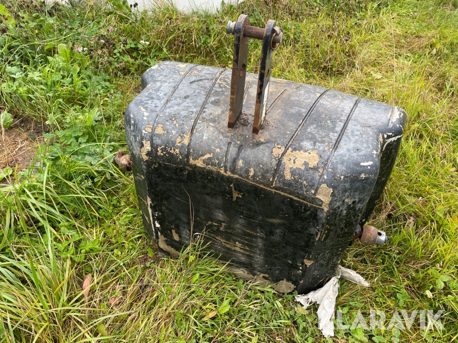 Motvikt, Bräcke, Klaravik auktioner