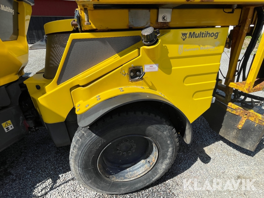 Redskapsbärare Multihog MH90, Uppsala, Klaravik auktioner