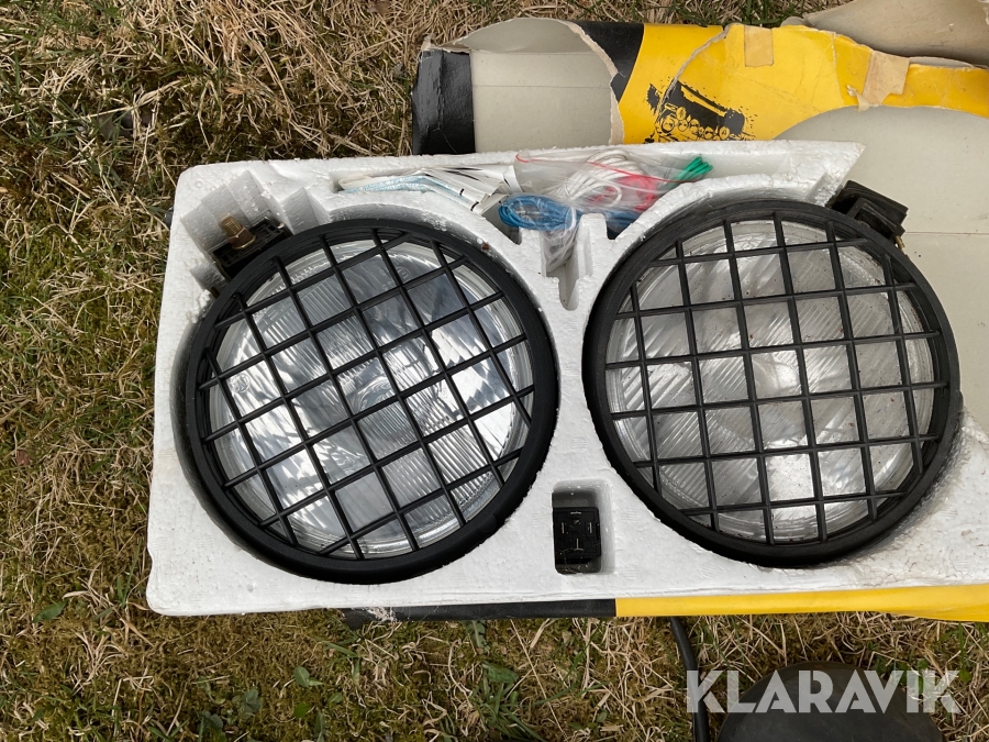 Extraljus till bil, Färgelanda, Klaravik auktioner