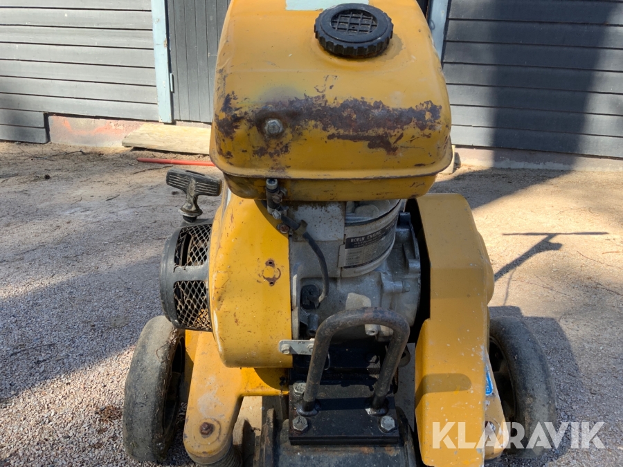 Markvibrator Robin EY25, Vetlanda, Klaravik auktioner