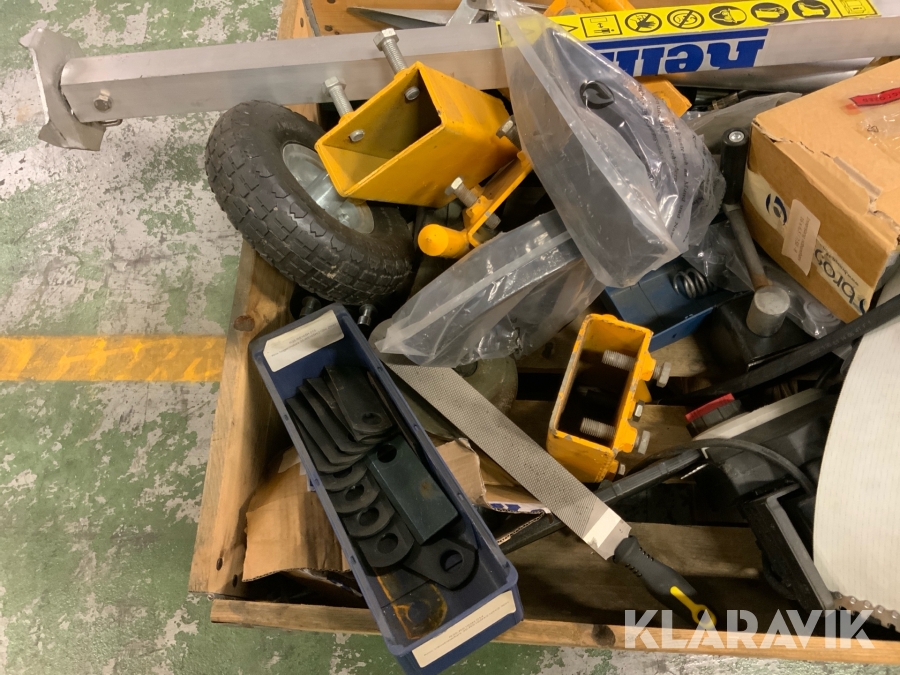 Pall diverse, Vara, Klaravik auktioner