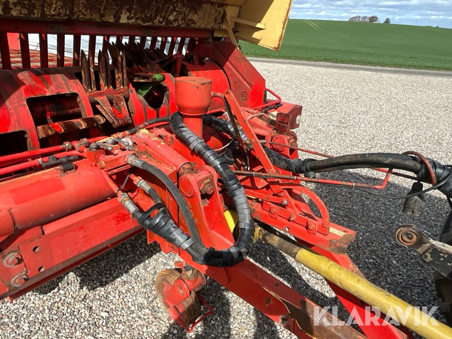 Självlastarvagn Krone Turbo -3000, Skurup, Klaravik auktione