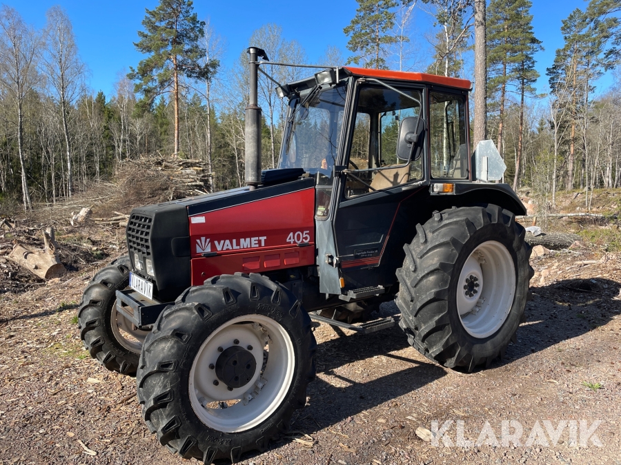 Traktor Valmet 405-4, Högsby, Klaravik auktioner