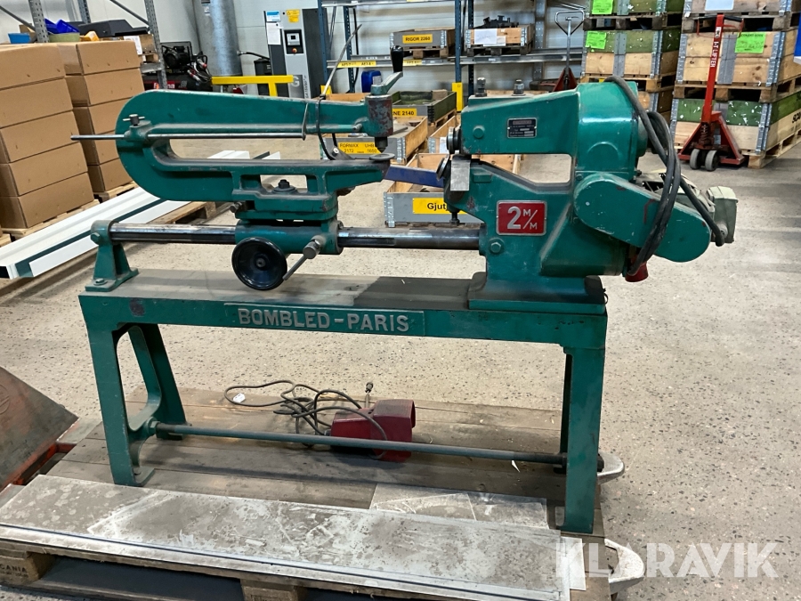 Plåtfallsmaskin Bombled 114D, Katrineholm, Klaravik auktione