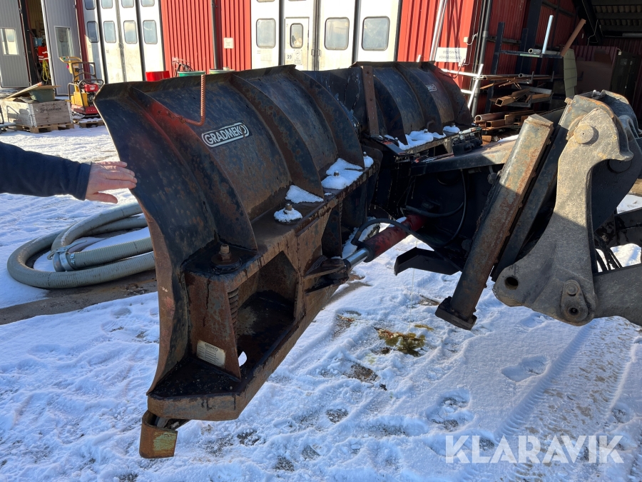 Vikplog Gradmeko 3,60, Mjölby, Klaravik auktioner