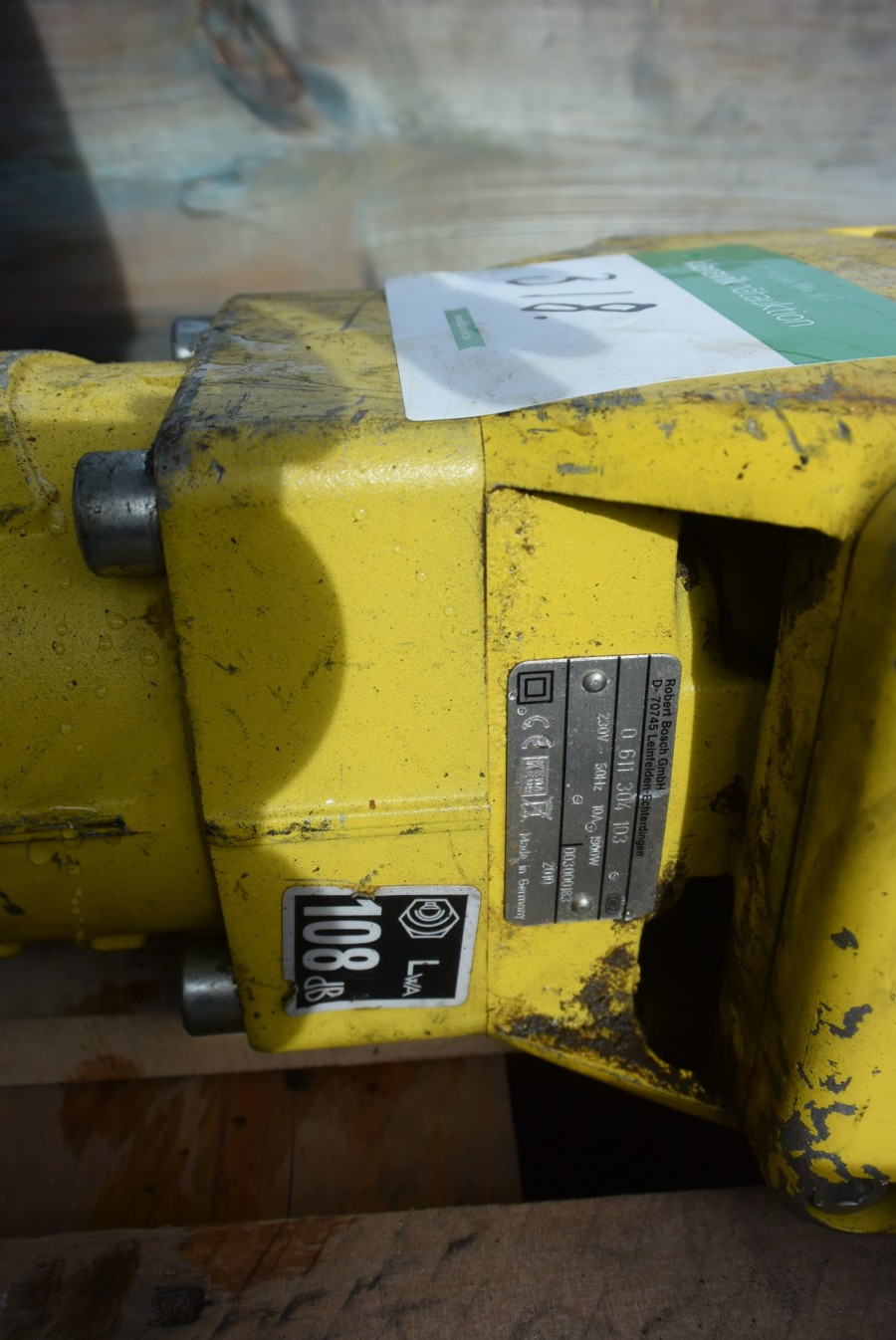 Klaravik Auktioner | Bilningshammare