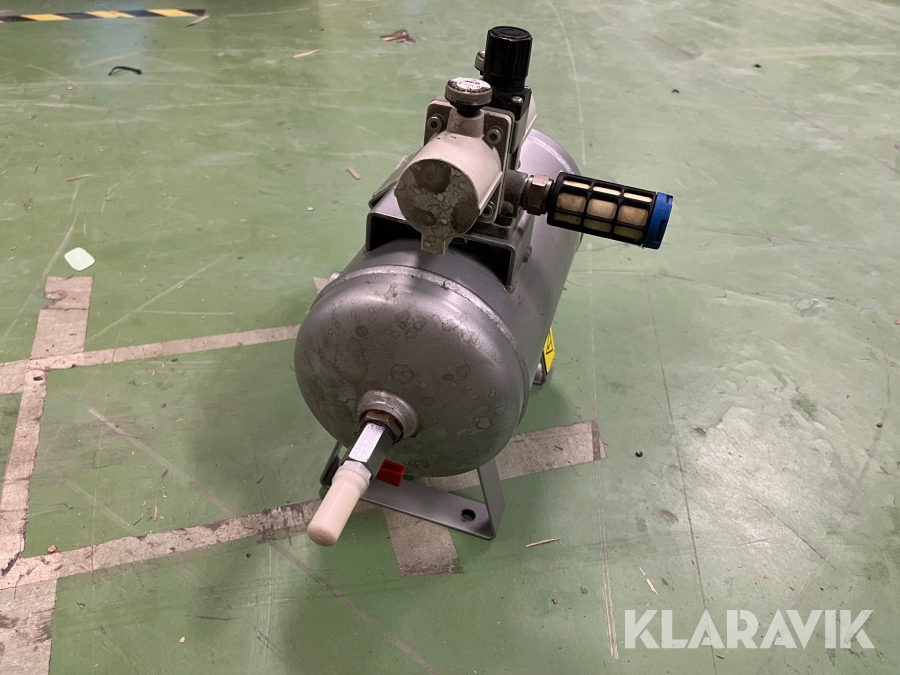 Trycktank med tryckstegrare SMC VBAT05AF-SV-Q, Köping, Klara