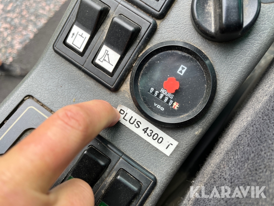 Grävmaskin Volvo EW160B, Jönköping, Klaravik auktioner