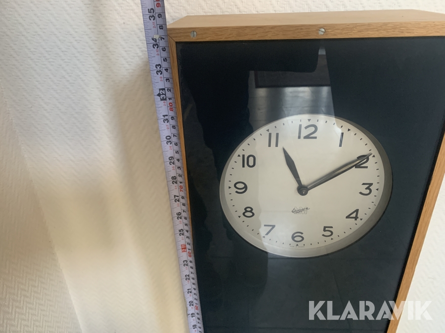 Väggklocka LM Ericsson LM, Motala, Klaravik auktioner