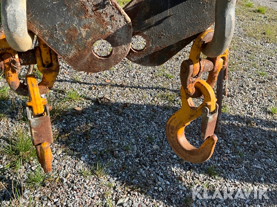Lyftok med stroppar, Ekerö, Klaravik auktioner
