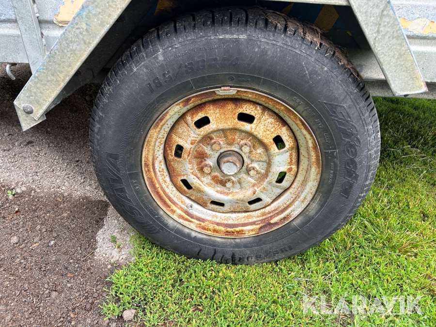 Personbilssläp Fågelsta B1250, Kramfors, Klaravik auktioner