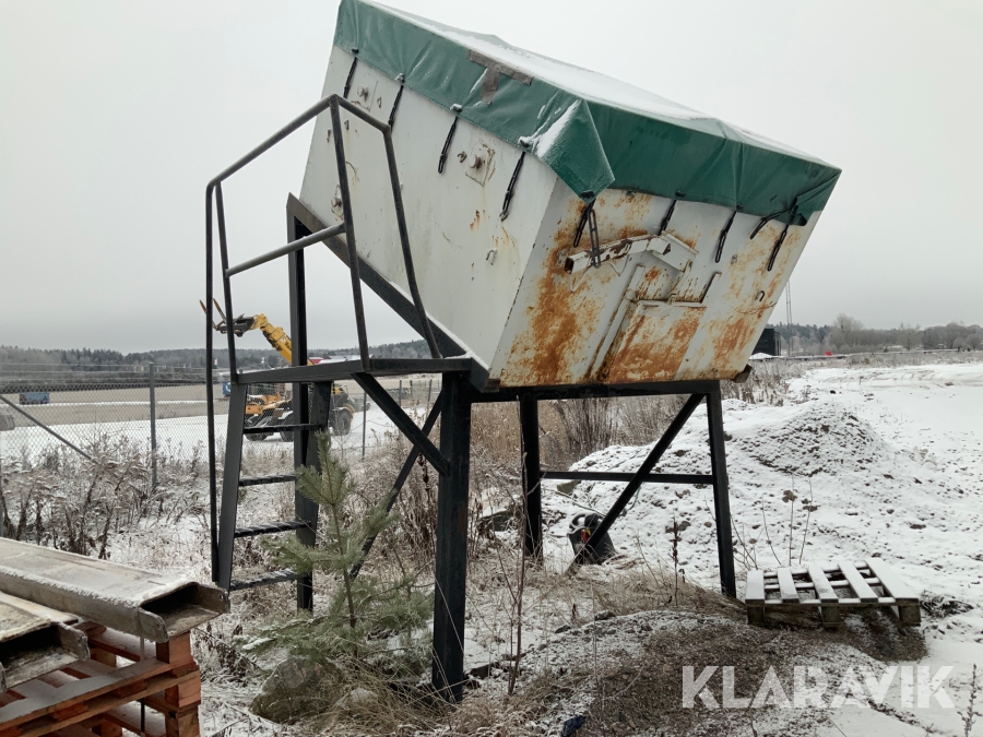 Sandficka, Eskilstuna, Klaravik auktion