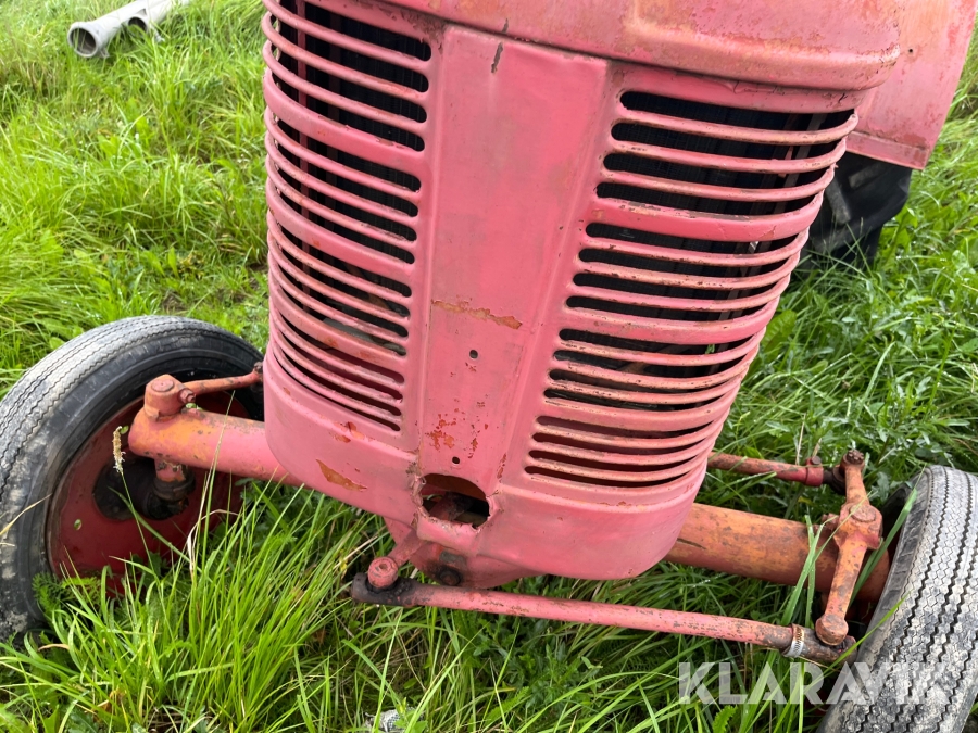 Veterantraktor Volvo T 22, Norrtälje, Klaravik auktioner