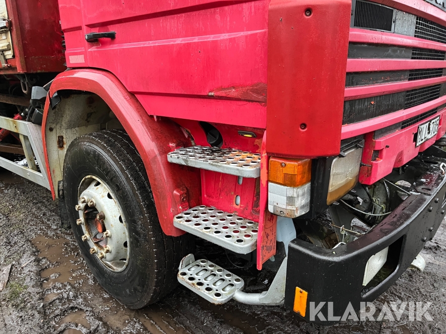 Tippbil Scania P93 HL 6x2 38, Gotland, Klaravik auktioner