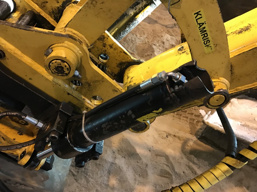 Grävmaskin m Rototilt & SVAB system