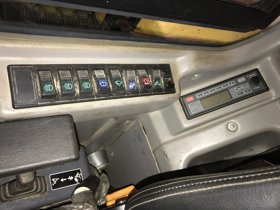 Grävmaskin m Rototilt & SVAB system