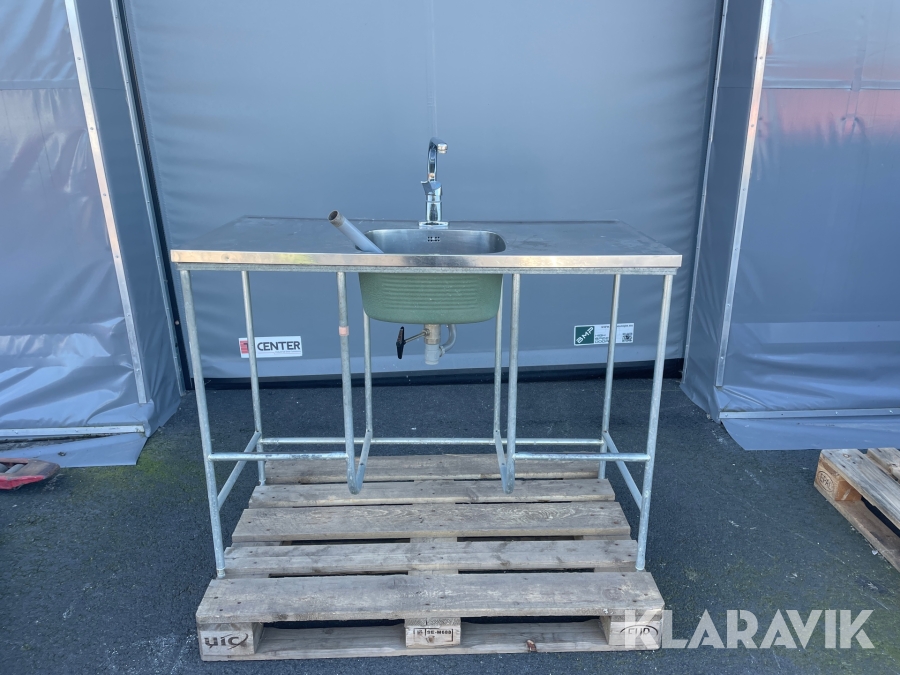 Diskbänk med blandare, Mölndal, Klaravik auktioner